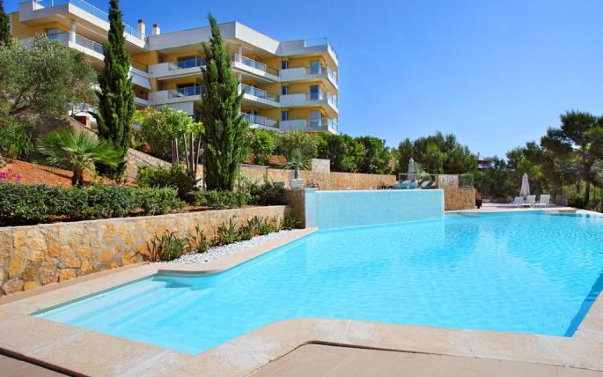 GARDEN APARTMENT IN SOL DE MALLORCA